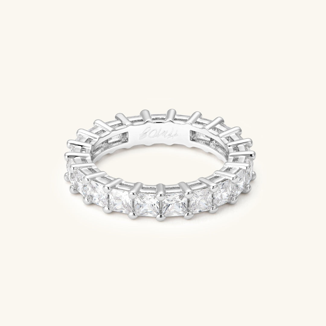 Princess Cut Ring – Heart Made of Gold