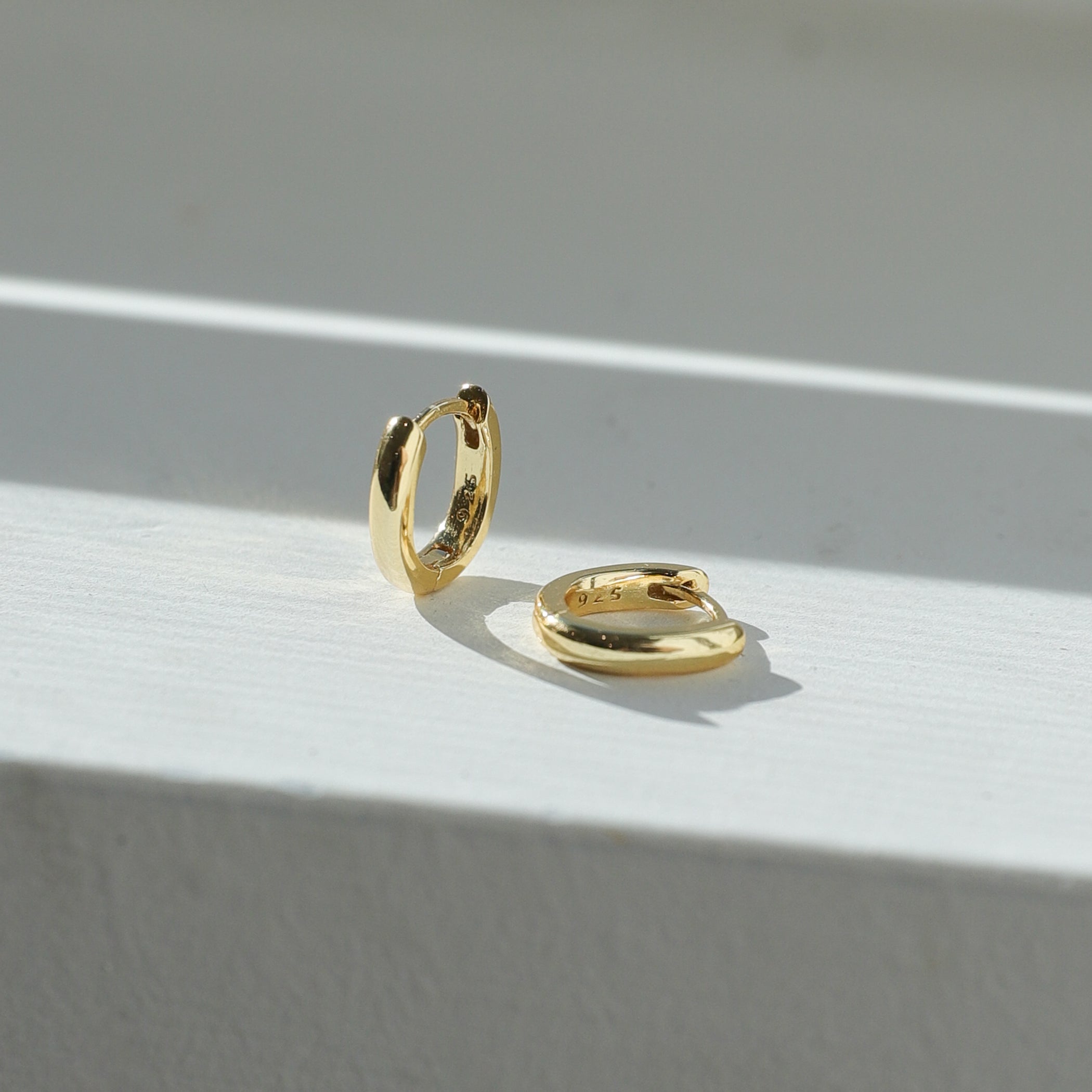 French Oval Hoops – Heart Made of Gold